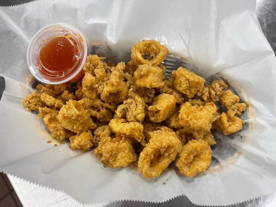 King Ocean Crab Serves Lobsters in Lansing, MI 48911